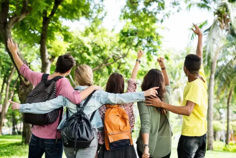 As a minor, can I be hosted for free? - ToitChezMoi Blog